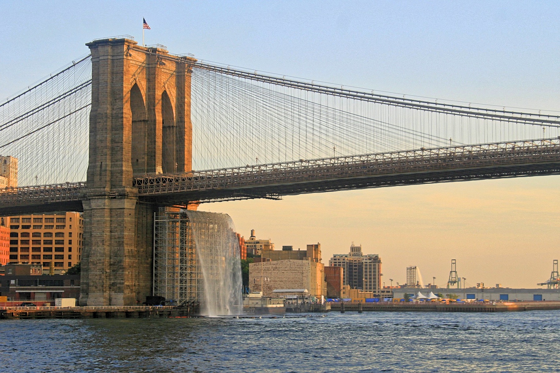 Brooklyn Bridge | TravelBox - Global Trip Activity Planner