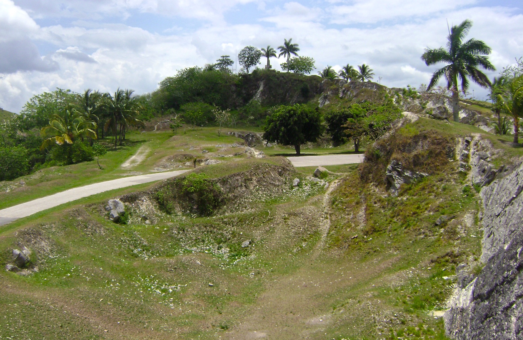 Loma del Capiro | TravelBox - Global Trip Activity Planner