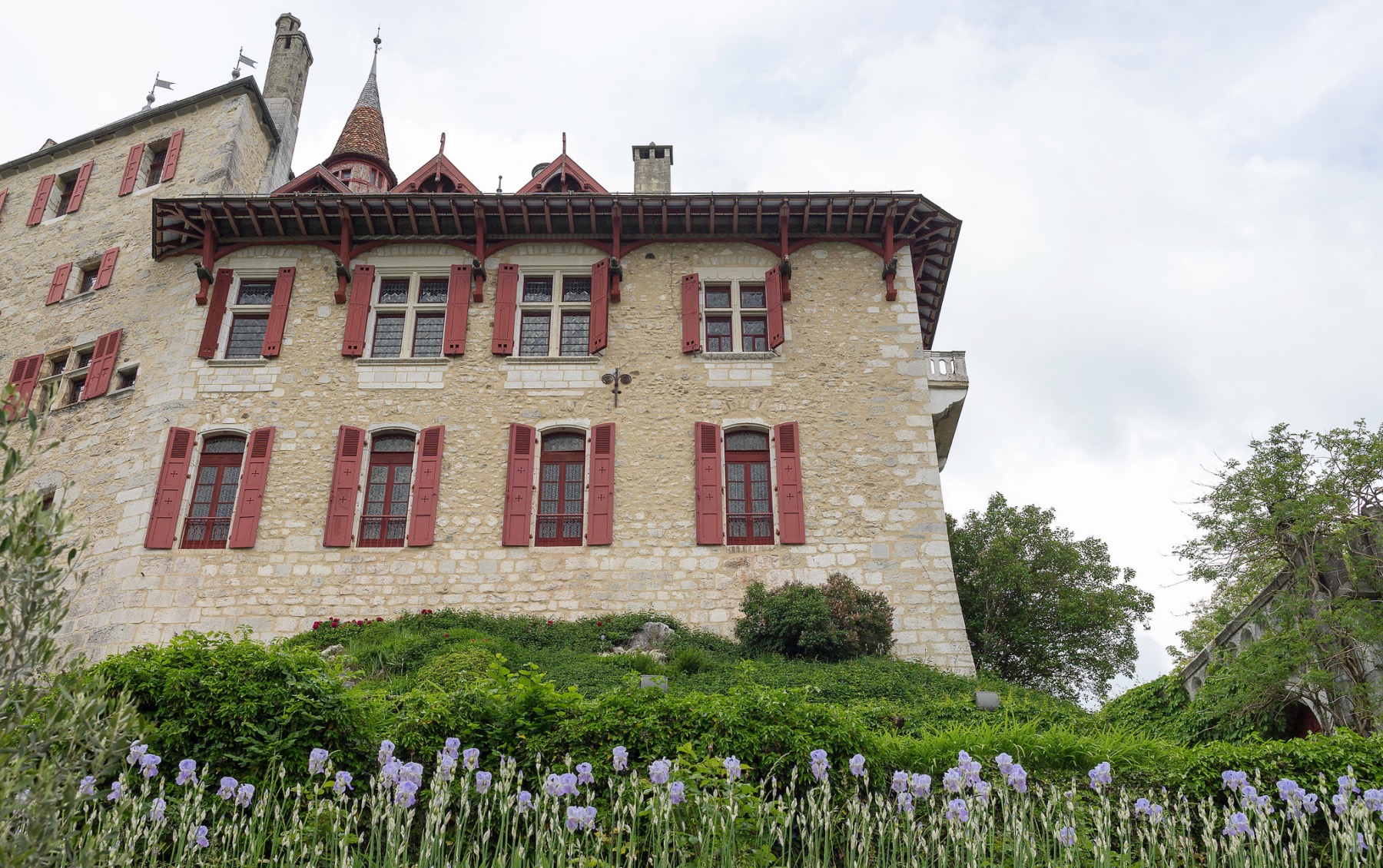 Château de Menthon-Saint-Bernard | TravelBox - Global Trip Activity Planner