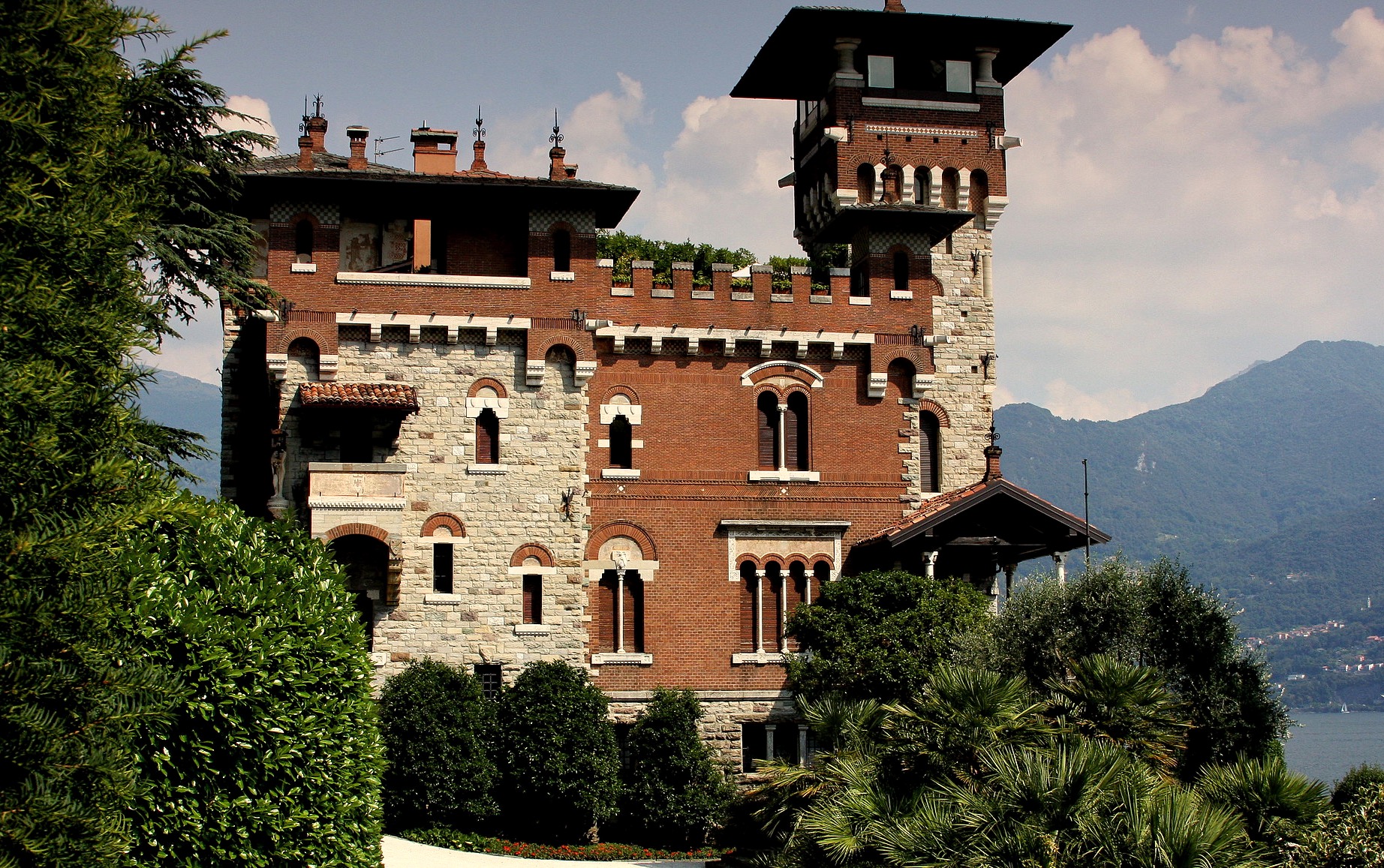 Villa la Gaeta, Italy | TravelBox - Global Trip Activity Planner